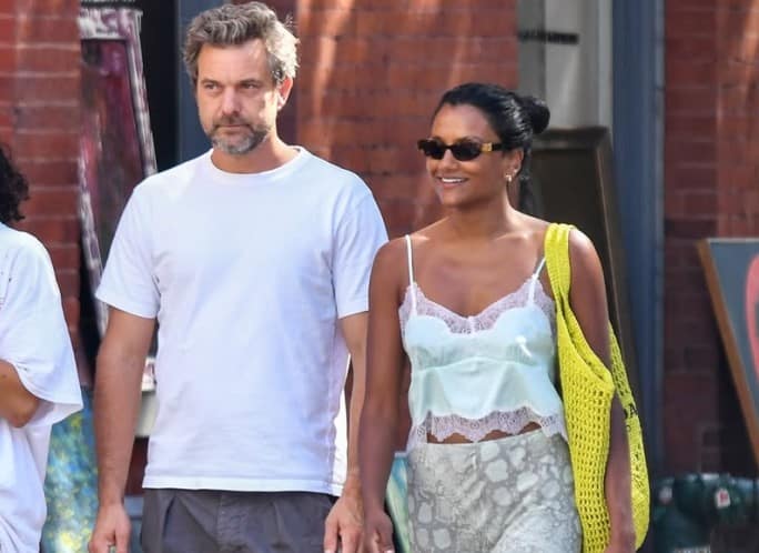 Ljubav u zraku? Joshua Jackson (47) i Simone Ashley (30) snimljeni zajedno